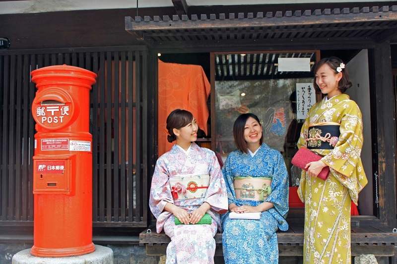 宮島私人一日徒步之旅,包括和服體驗和廣島的西條清酒品嚐 Klook 客路