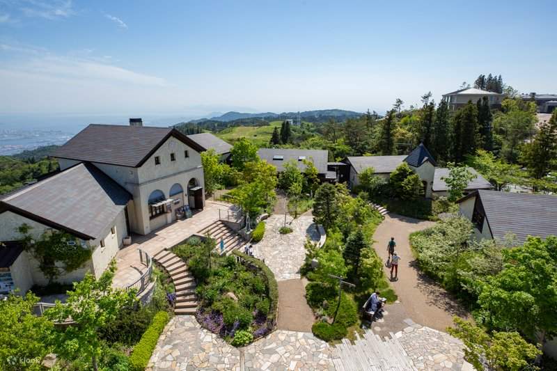 Kobe Lazy Day Trip | Sanda OUTLET Shopping + Arima Onsen Hot Spring ...