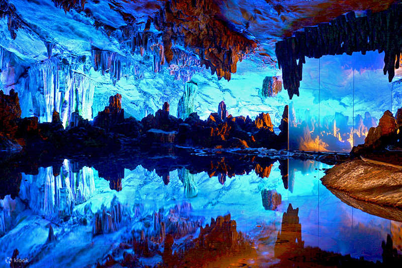 Guilin Private Day Tour: Reed Flute Cave, Li River, Xianggong Mountain ...
