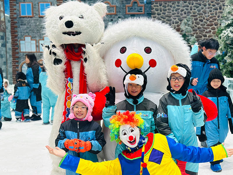 Le Man Ice and Snow Kingdom (Foshan Shunde Store) - Klook Singapore