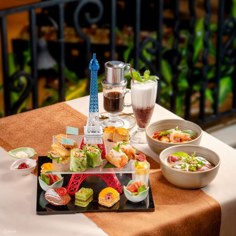 The Royal Garden | Le Soleil | Vietnamese Afternoon Tea Set | Crispy ...