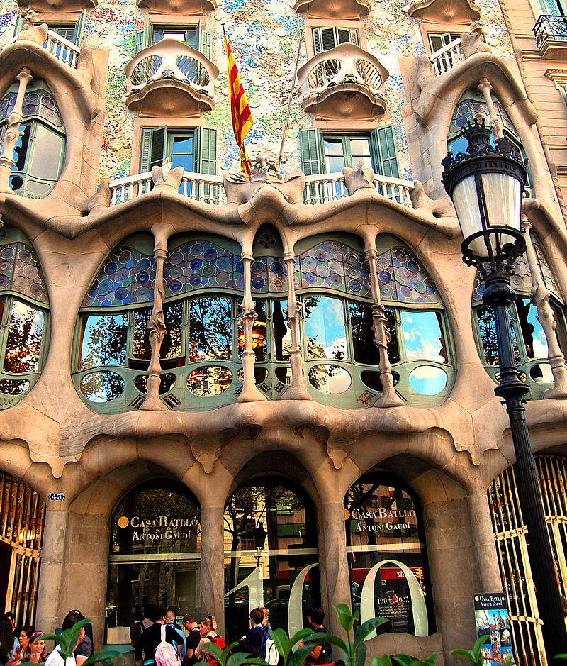 Discover Casa Batlló: Dive into Gaudí's Whimsical Underwater World in ...
