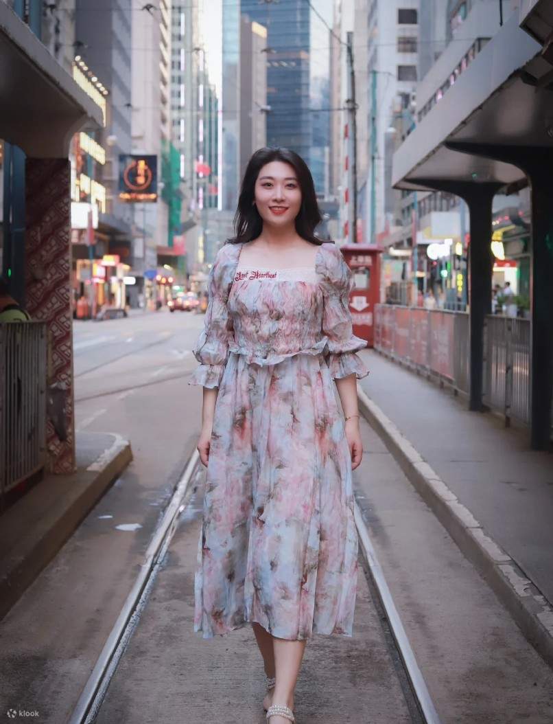 Hong Kong travel professional street snap service - Klook Singapore