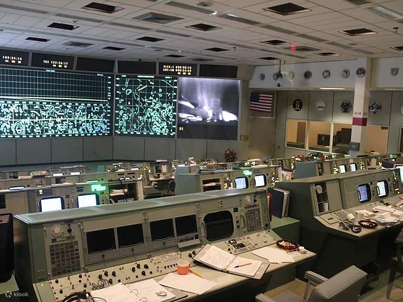 Entrada al Centro Espacial de la NASA con transporte de ida y vuelta ...