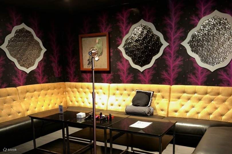 V Box Family KTV di Johor Bahru – Karaoke Pribadi yang Menyenangkan untuk Segala Usia - Klook ...