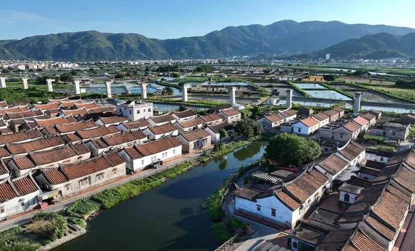 Lingtong Rock and Daimei Ancient Village Private Day Tour from Xiamen ...