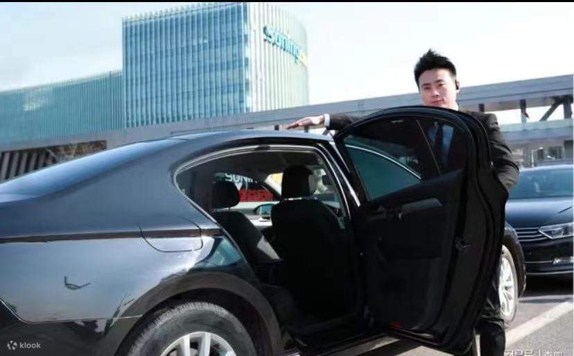 Beijing: Private Car or Minibus Rental with Driver - Klook Australia