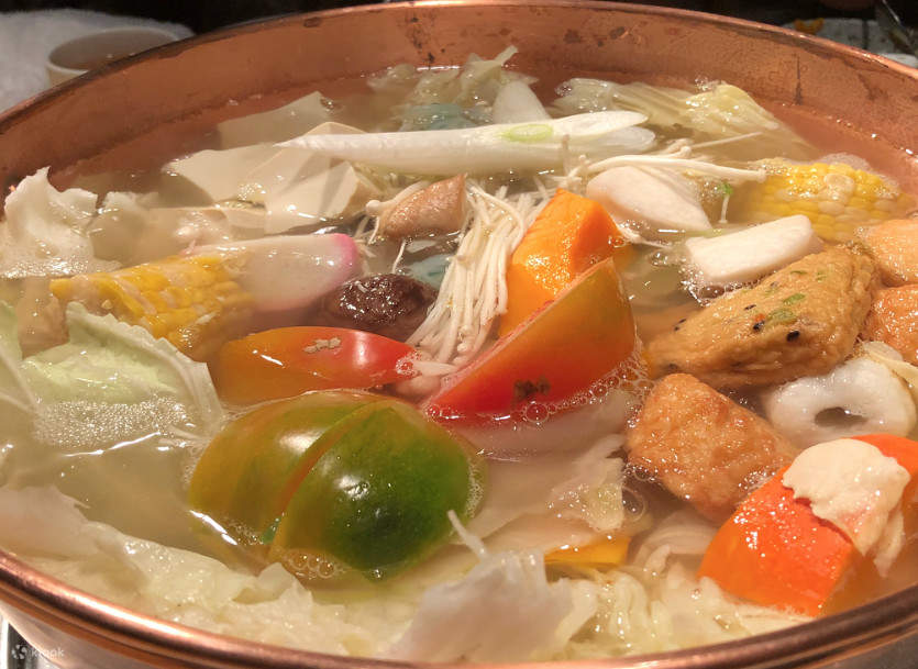 Reservation Service at Orange Shabu at Zhongxiao Fuxing Station, Taiwan ...