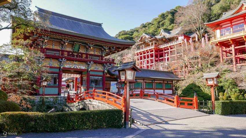 Kyushu: Mifuneyama Rakuen & Yutoku Inari Shrine & Oouo Shrine & Saga ...