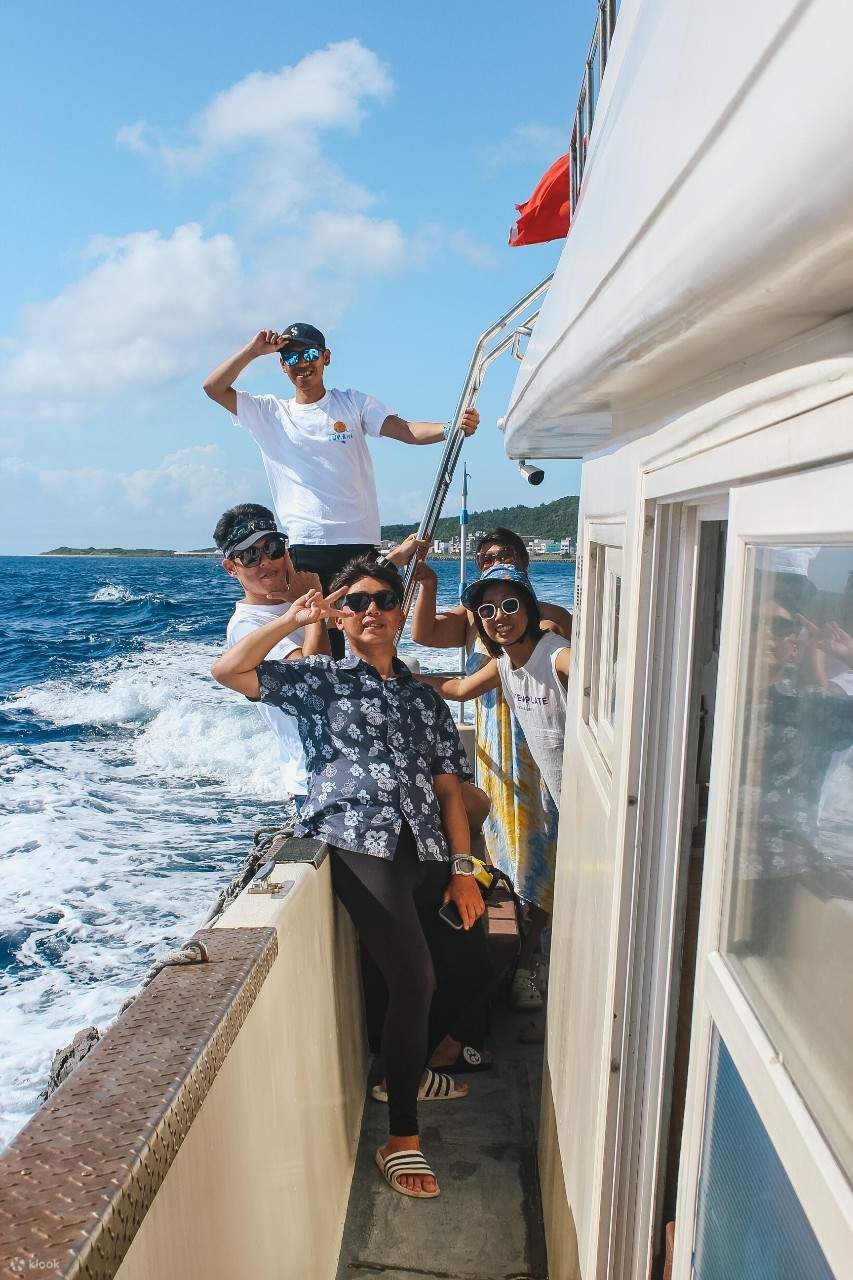 Green Island Summer Sea Charter SUP Party - Klook