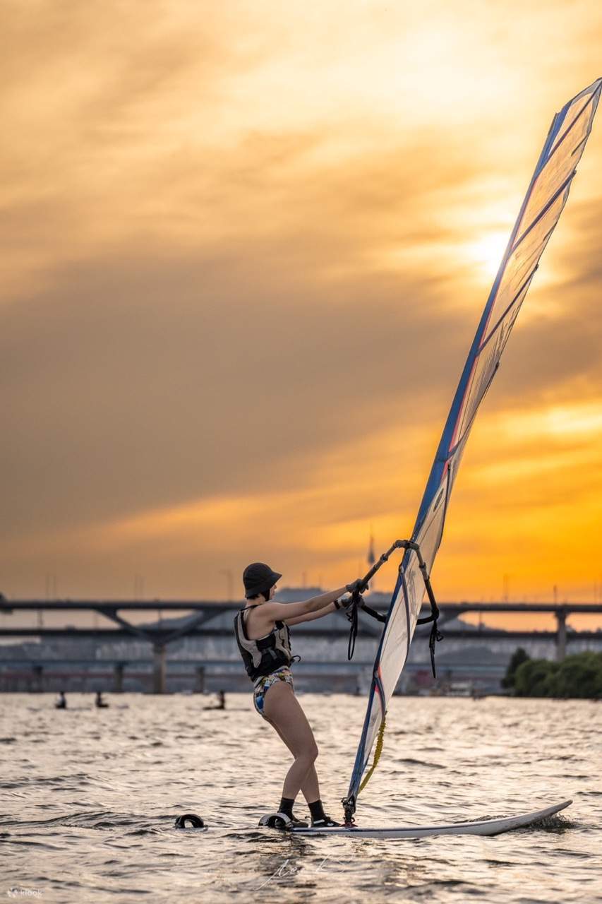 Windsurfing Experience on the Han River in Seoul - Klook