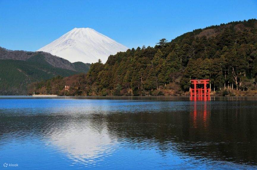 Mt. Fuji tour with Matcha exp. or Yamanakako&Kawaguchiko or Hakone - Klook