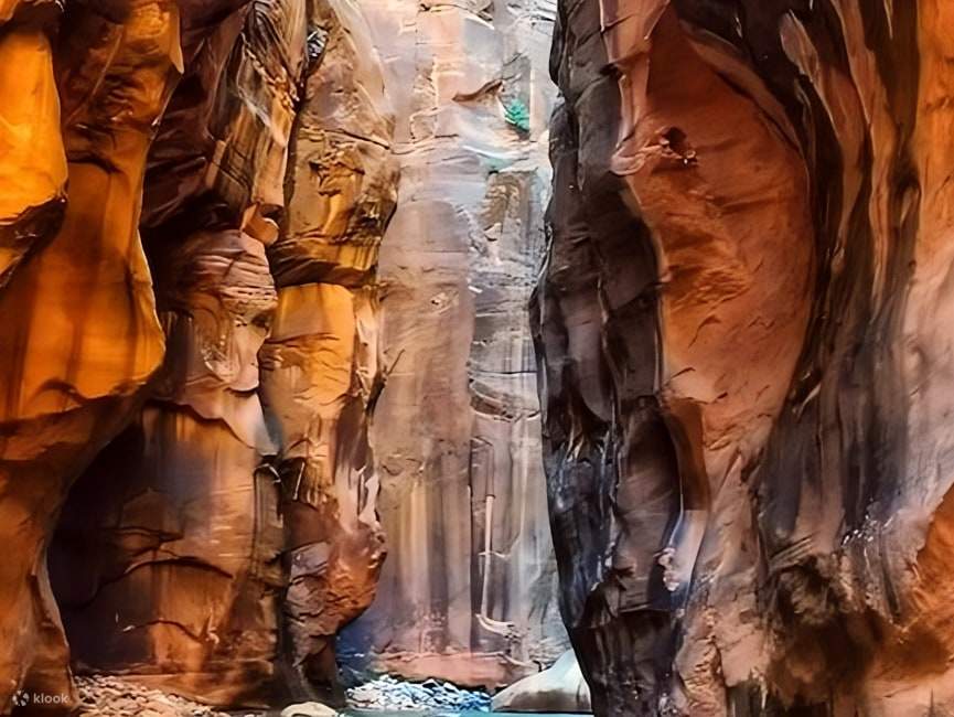 Tur 2 Hari 1 Malam ke Seven Magic Mountains & MSG Sphere di Las Vegas - Klook Indonesia