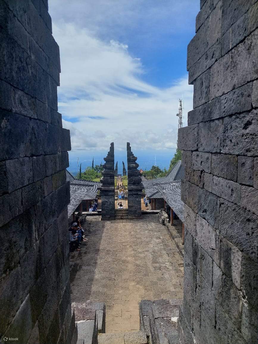 Solo City Private One Day Tour - Klook