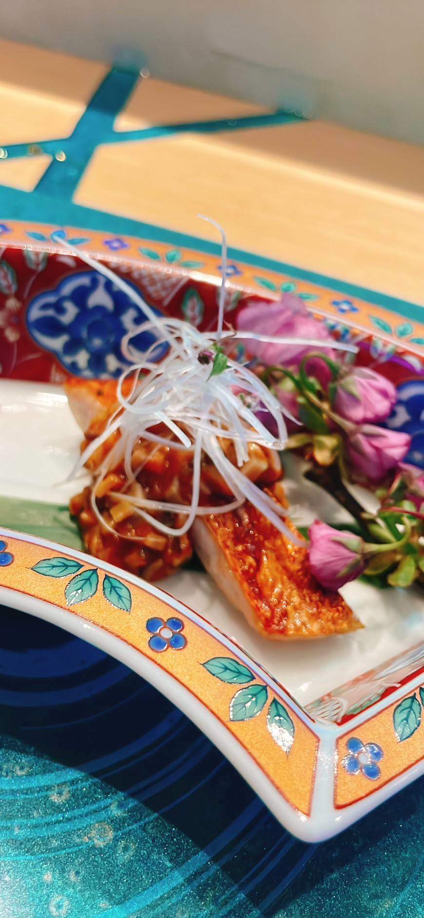 SHIN NIPPON Nigiri Sushi Set & Sushi Making Experience - Klook