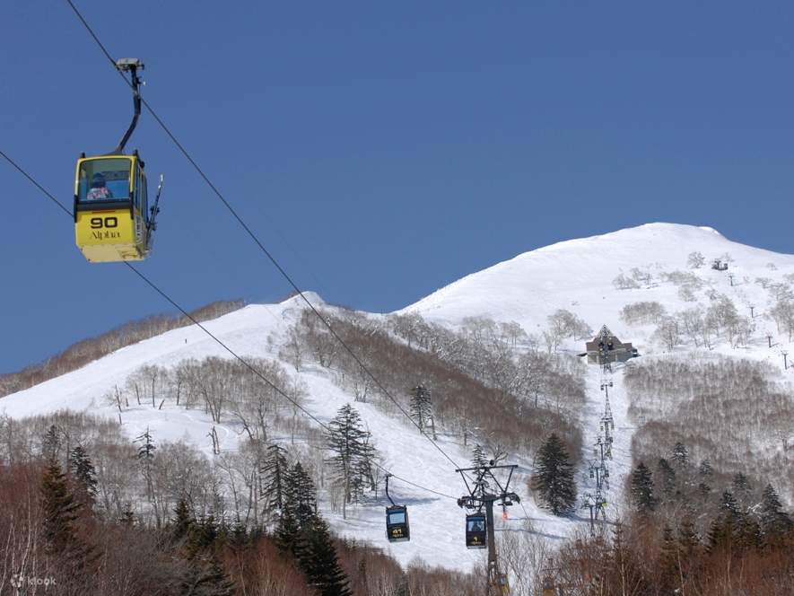 Tomamu Ski Resort Lift Pass and Gear Rental - Klook
