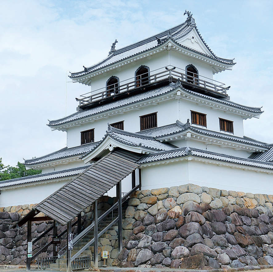 Zao Fox Village & Shiroishi Castle One-Day Tour (Departing from Sendai ...