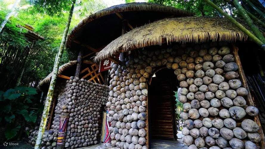 Hainan Sanya Binlang Valley Li and Miao Cultural Tourism Area + Yalong ...
