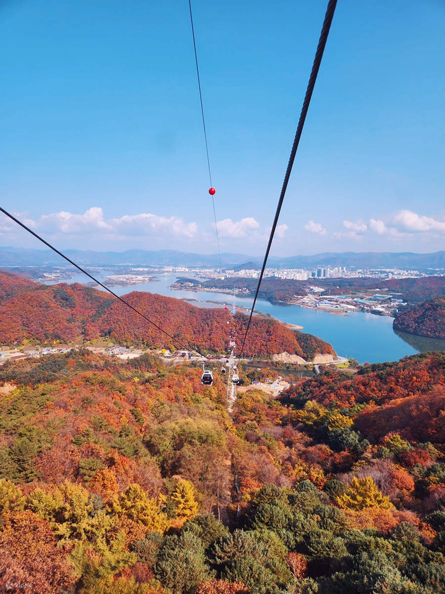 Excursión de un día en teleférico a Legoland y Samaksan Mountain Lake ...