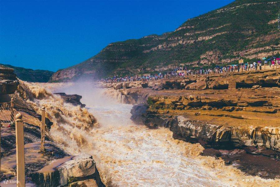 Tour privato di un giorno alle cascate di Hukou e al mausoleo dell ...