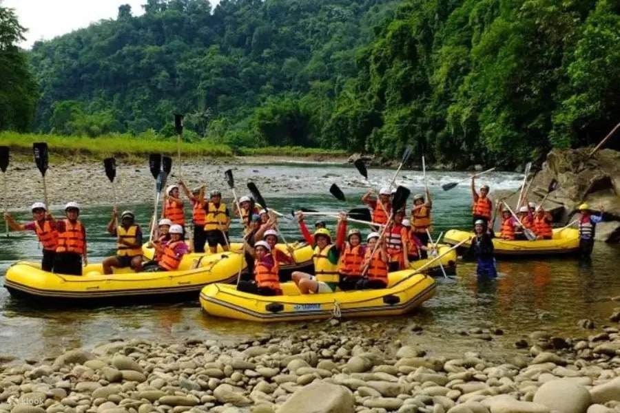 Rafting en aguas bravas de Kiulu con almuerzo y traslado al hotel ...