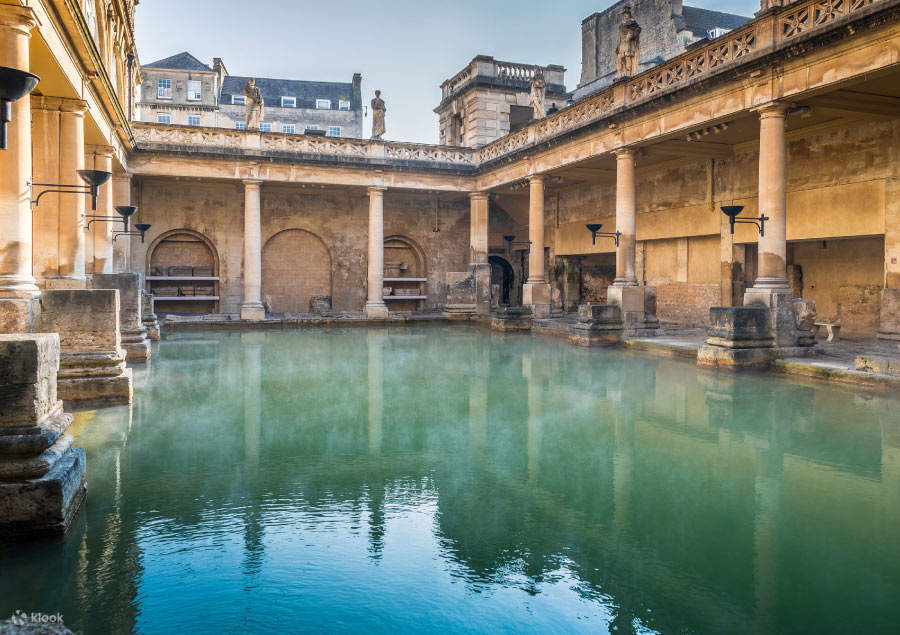 ทัวร์ชมเมืองบาธ Bath และสโตนเฮนจ์ Stonehenge รวมการเข้าโรมันบาธและ