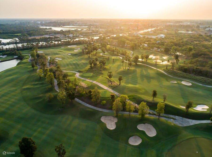 Golf Experience at Nikanti Golf Club - Klook The Bahamas