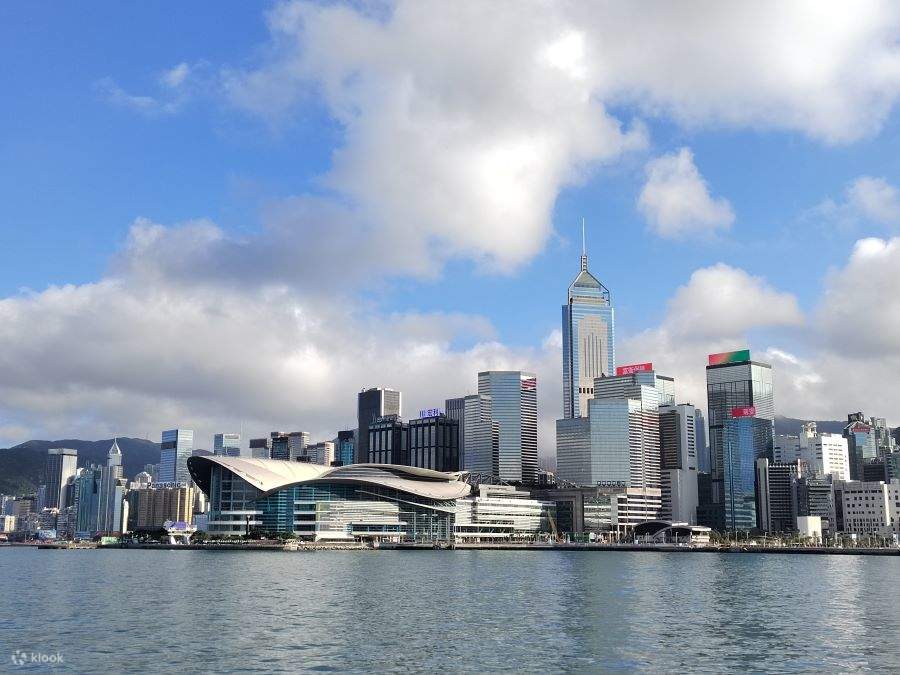 Pelayaran Fortune Harbour di Central - Klook Indonesia