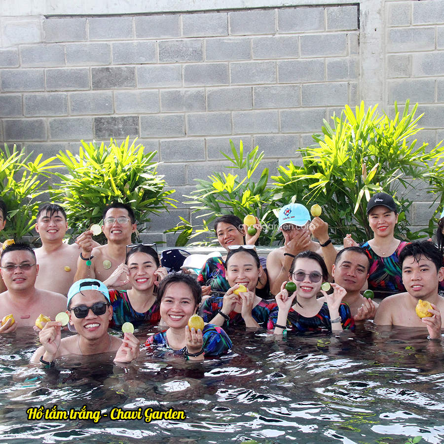 Mud & Mineral Herbal Bath Experience at Chavi Garden in Long An - Klook ...