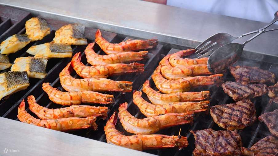 The Fullerton Ocean Park Hotel Hong Kong | Lighthouse Café | Lunch ...