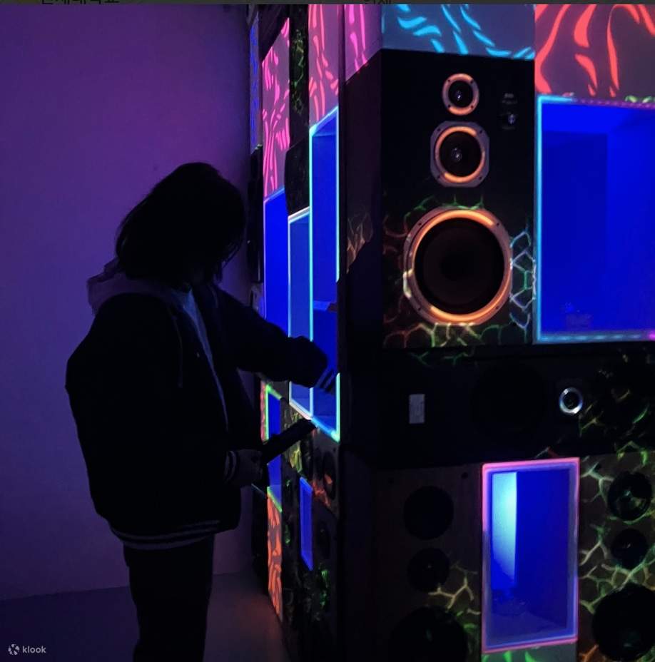 Private KPOP Media Art Perfume Workshop in Seoul - Klook