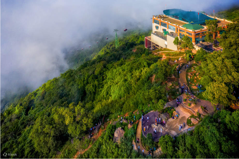 Privater Transfer zum Berg Tay Ninh / Ba Den (Hin- und Rückfahrt ...