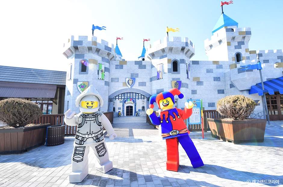 Legoland & Samaksan Mountain Lake Cable Car One Day Tour - Klook