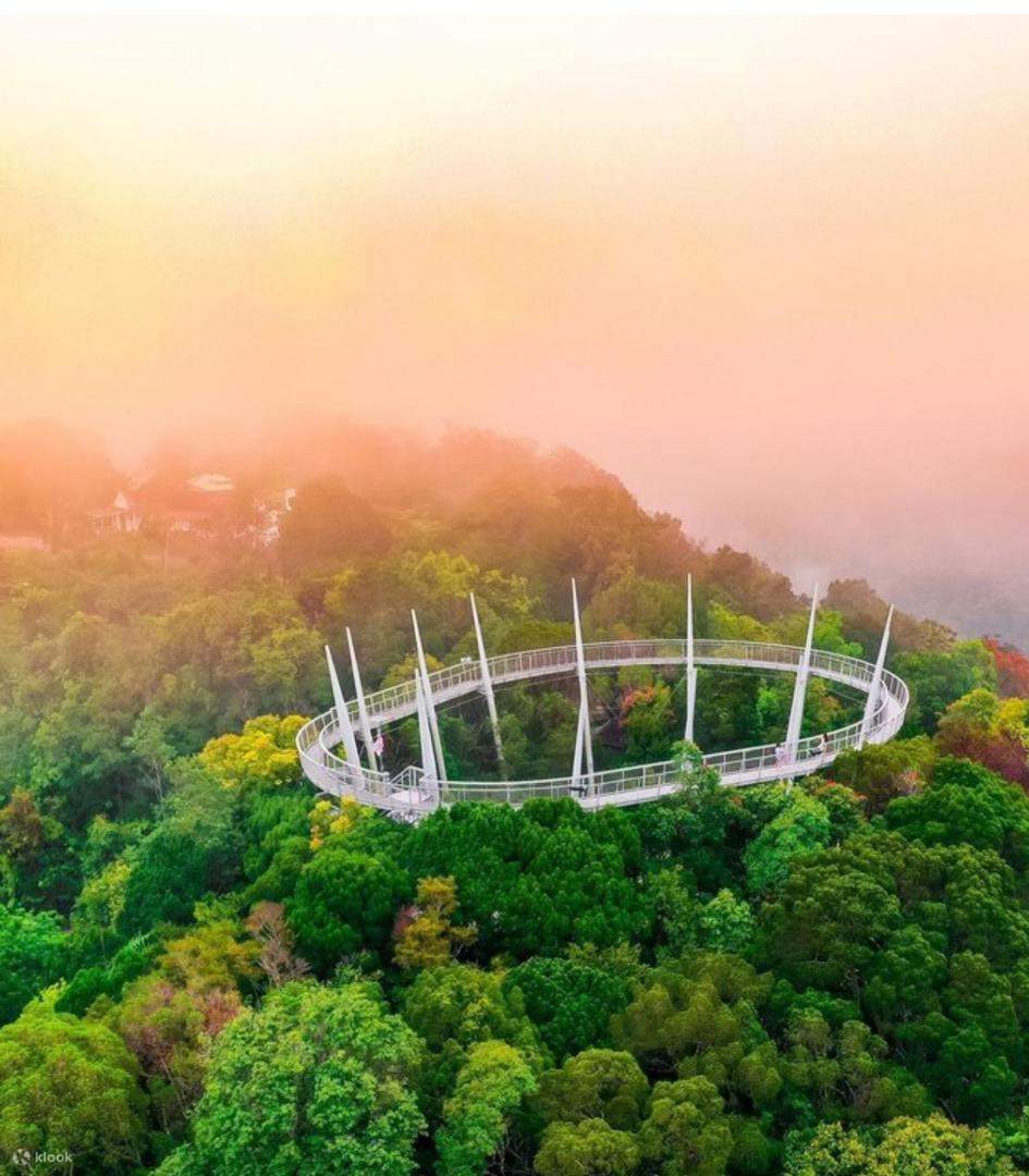 Sunrise Morning Tour : Penanghill & Local Morning Market - Klook Singapore