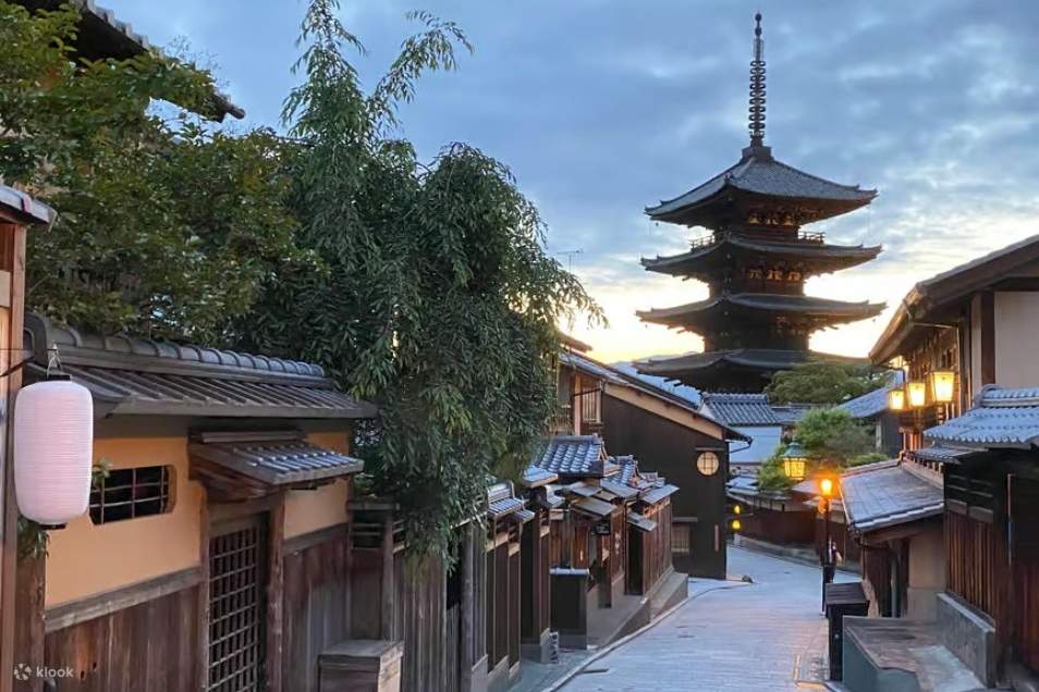 Kiyomizu-dera Temple, Fushimi Inari Shrine, and Nara Park Day Tour ...