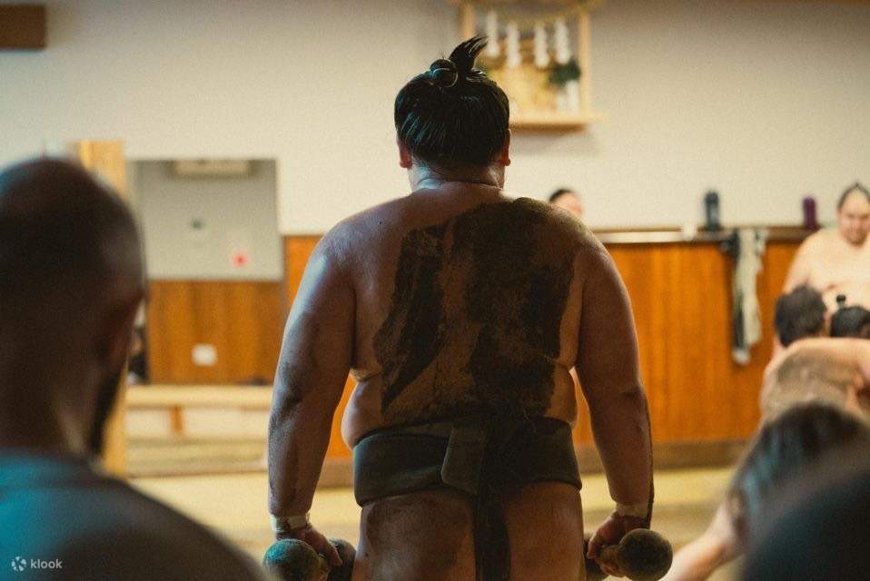 Tokyo: Pertunjukan Sumo Shinjuku dengan Minuman dan Foto - Klook Indonesia