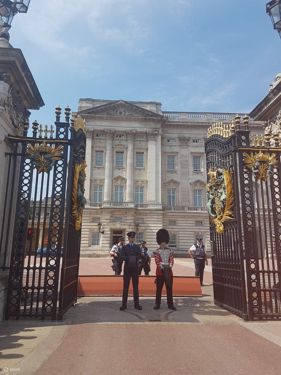Thames River Cruise & Westminster 3 Hour Walking Tour - Klook India