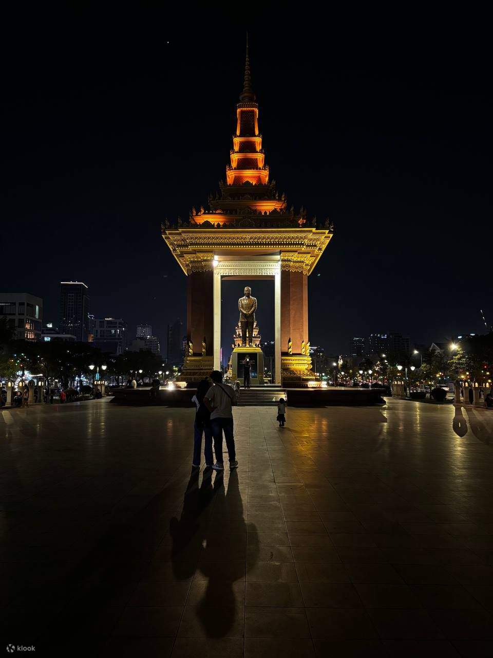 Phnom Penh Nighttime Tour - Explore the City with Phnom Penh Heritage ...