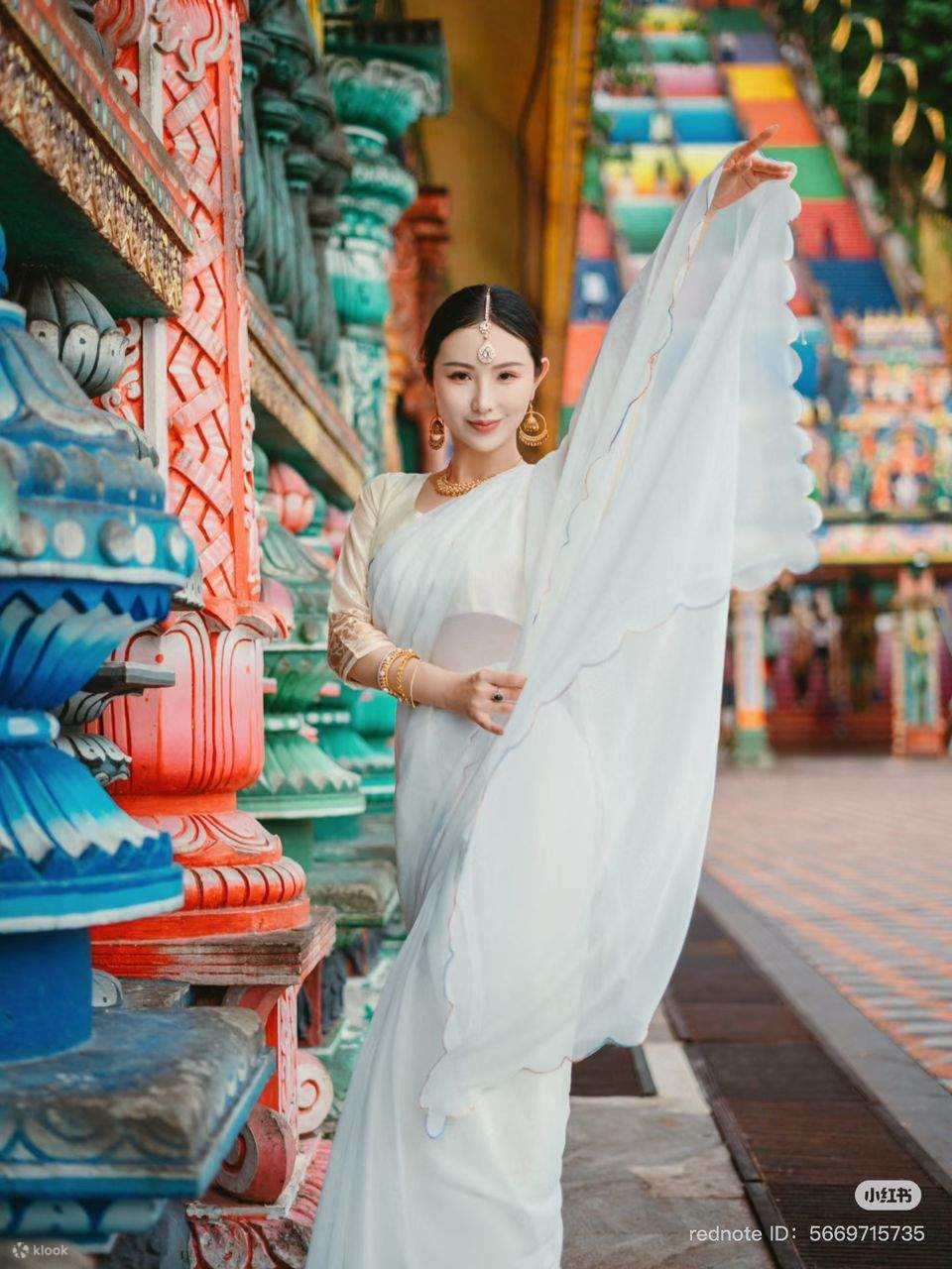 Batu Caves & Sari Experience with Batik Workshop - Klook Singapore