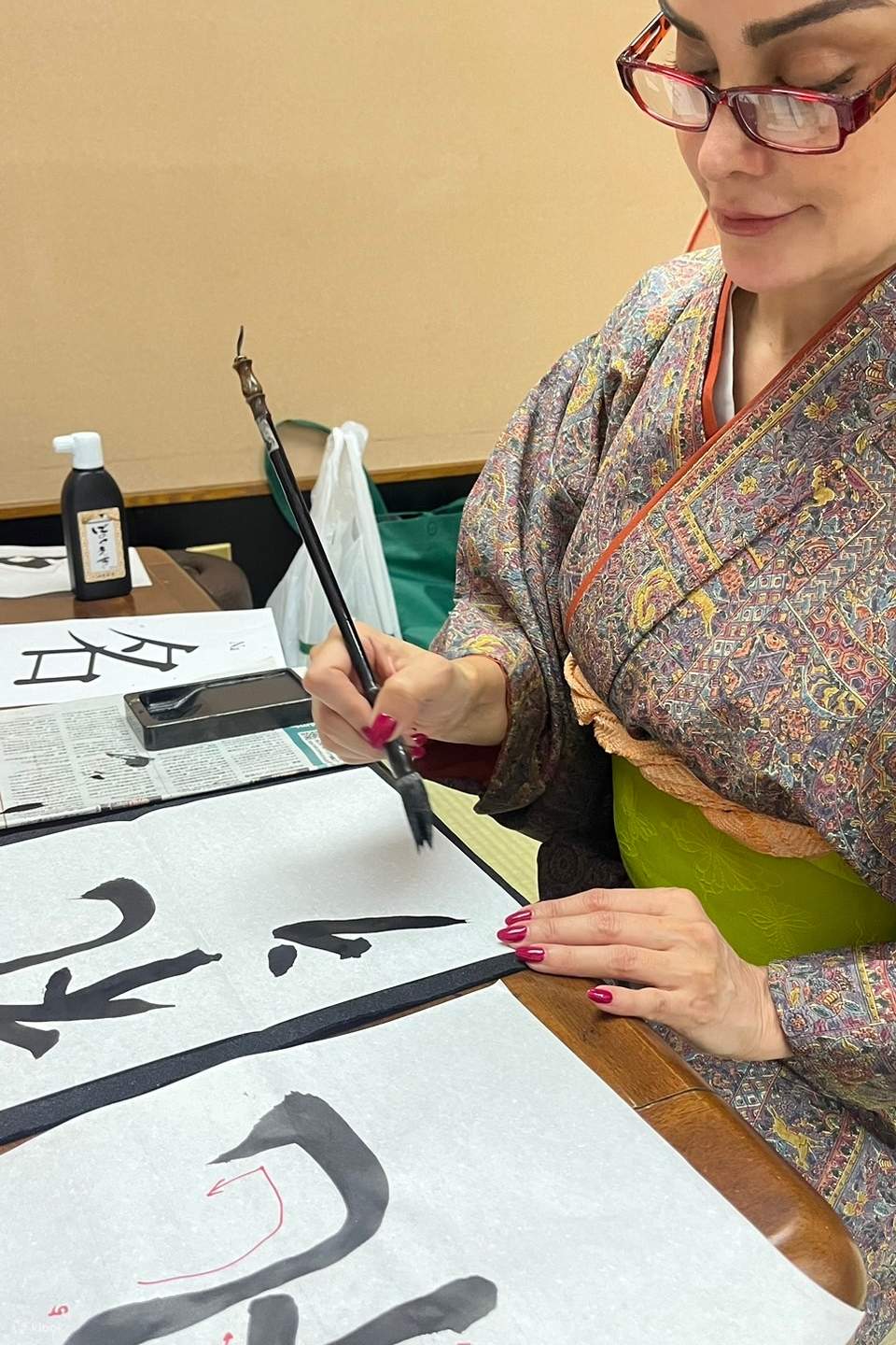 Learning Zen of Traditional Japanese Calligraphy in Osaka castle ...