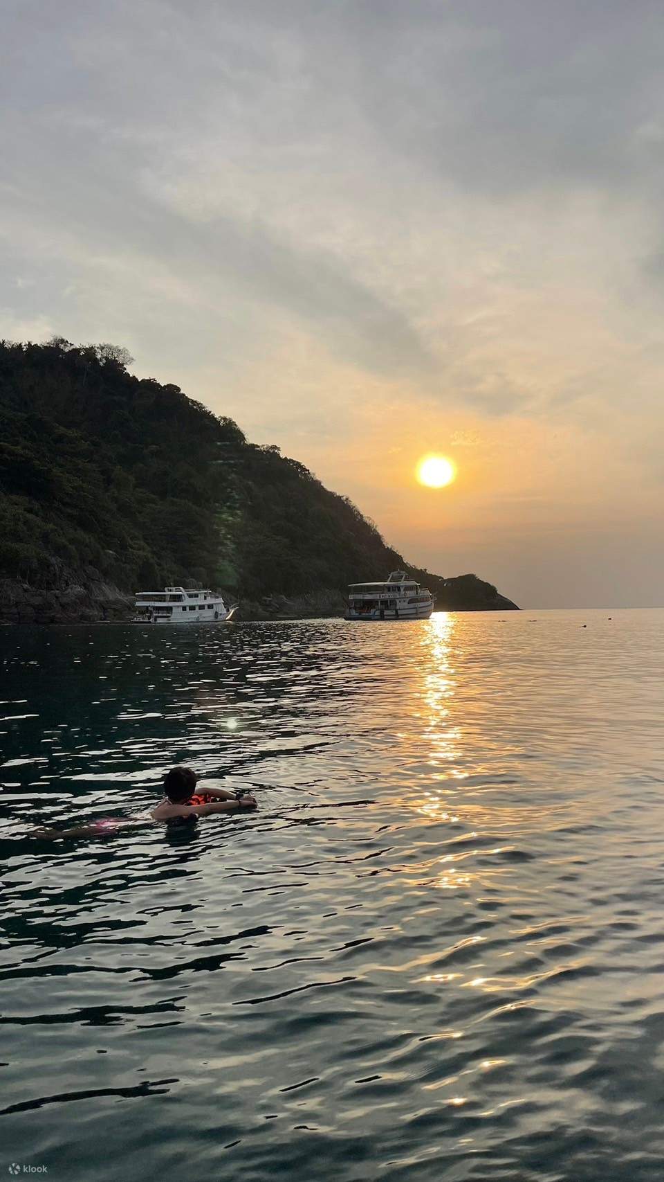 Private Sunset Khai Island by Luxury Huathong - Klook