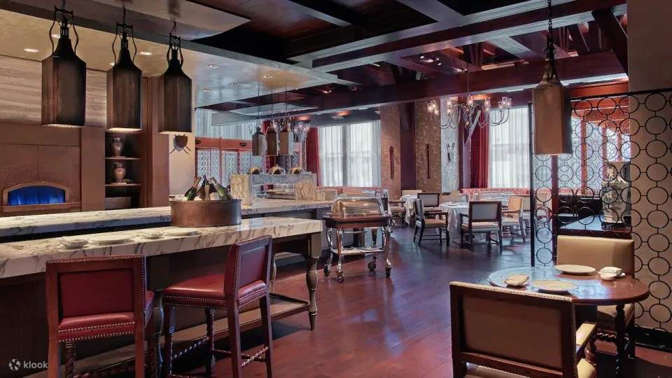 Hugo's | Hyatt Regency Tsim Sha Tsui | Dinner Classic Set Menu - Klook