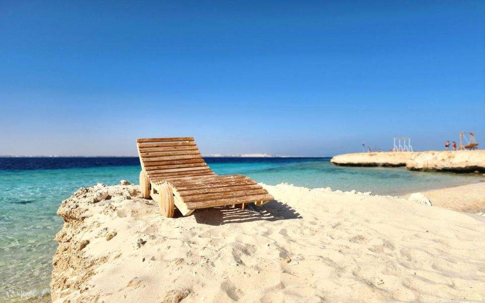 Explore the Beauty of Makadi Bay: Magawish Island & Speedboat Tour ...