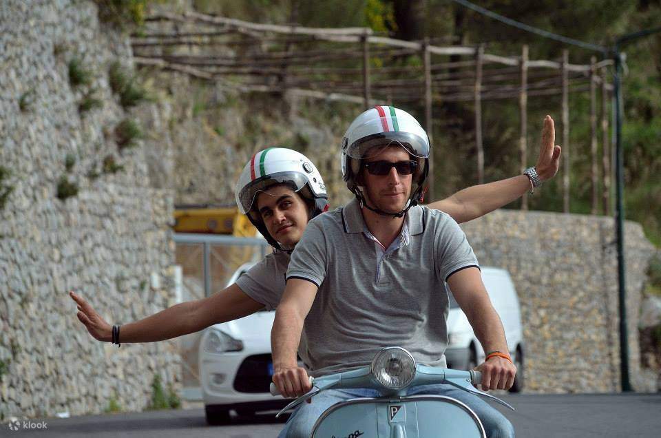 Vintage Vespa Day Trip to the Amalfi Coast | Explore Italy - Klook ...