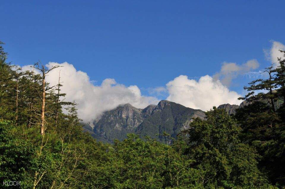 Wuling Farm Day Tour from Taipei, Taiwan - Klook