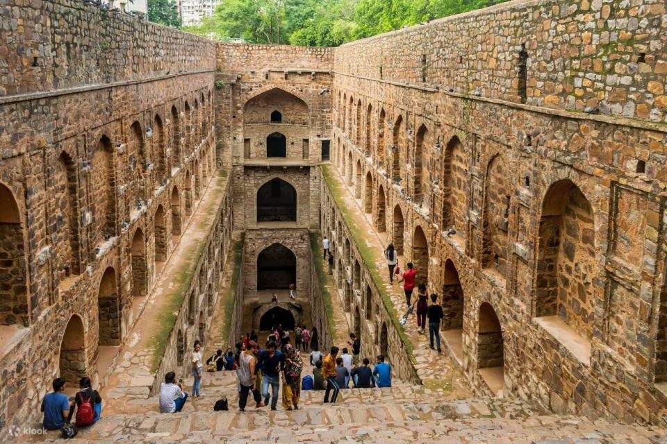 Exploring Old Delhi with Food Tasting :4-Hour Guided Tour in AC Car - Klook