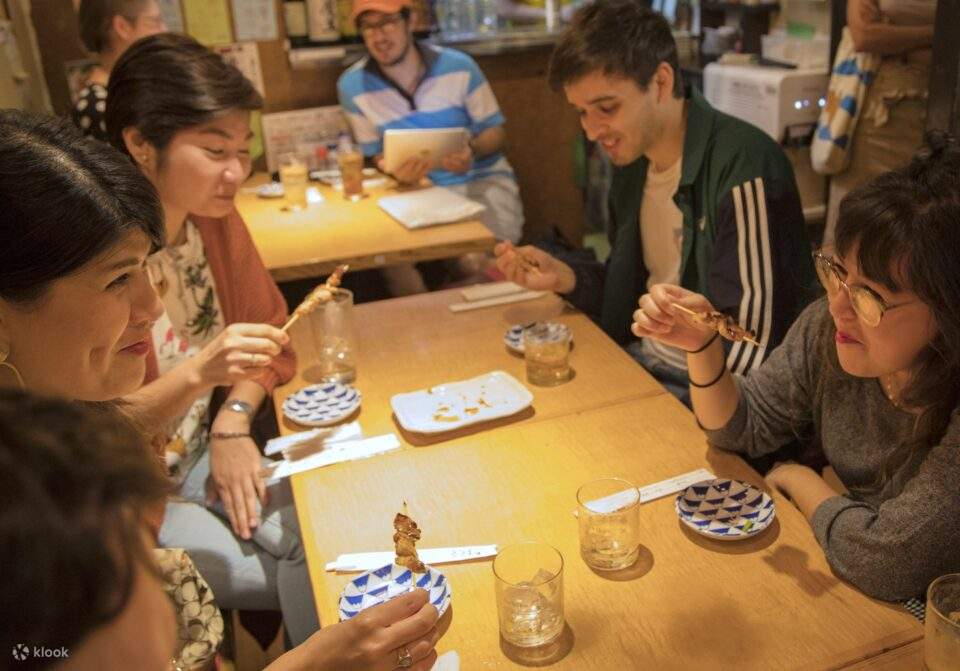 Tokyo City, Shinjuku Golden Gai Local Food Tasting Experience - Klook ...