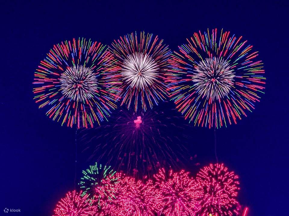 Japan Fireworks Cruise di Pulau Awaji (Termasuk Makan Malam & Live Music) - Klook Indonesia