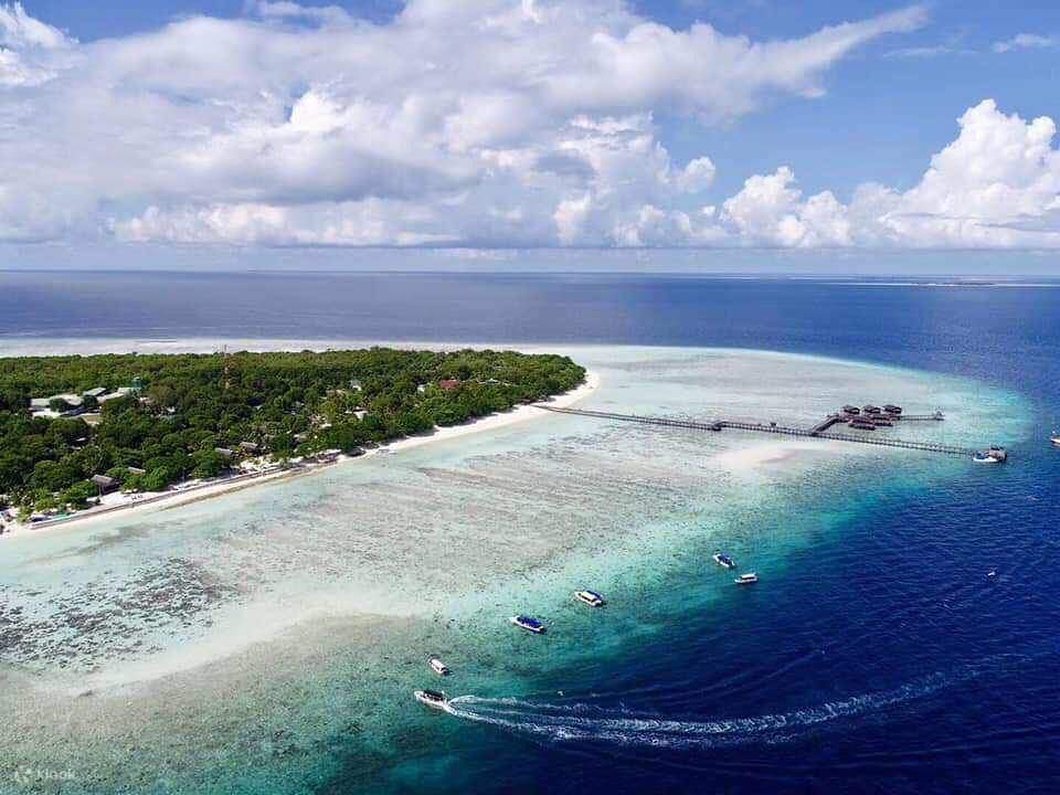 Paket 3D2N Pom Pom Island Resort Full Board - Klook Indonesia