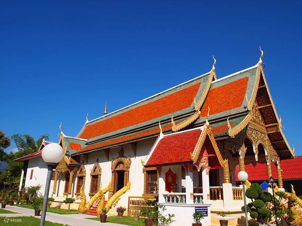 Tur Seni dan Kuil Kota Chiang Mai dengan Transfer - Klook Indonesia